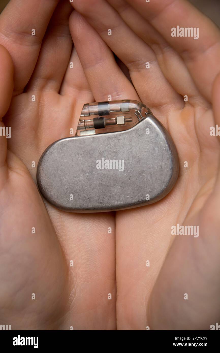 Pacemaker in heart disease hi-res stock photography and images - Alamy