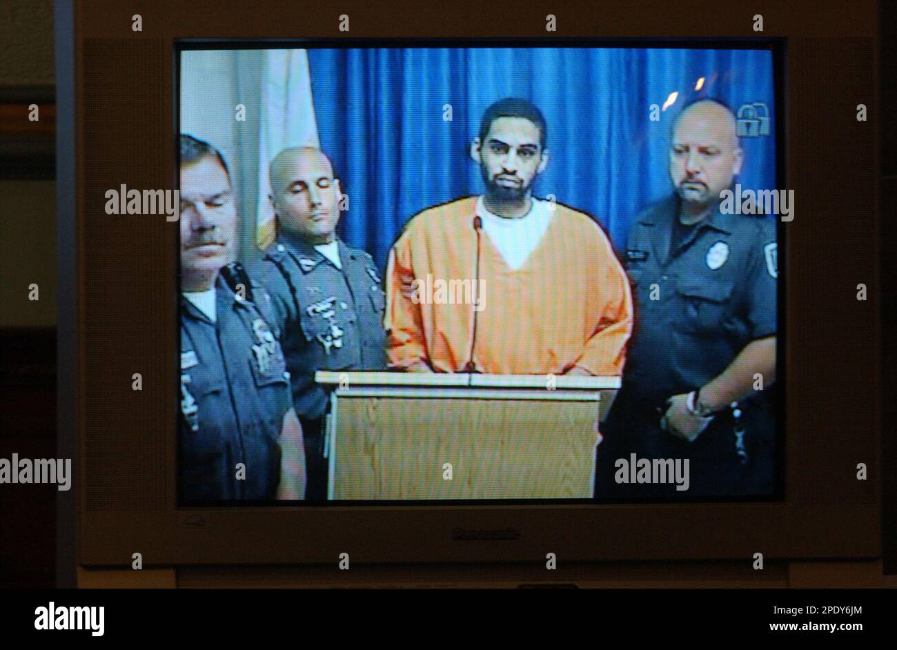 Esteban Carpio, center, who is charged in April with killing a ...