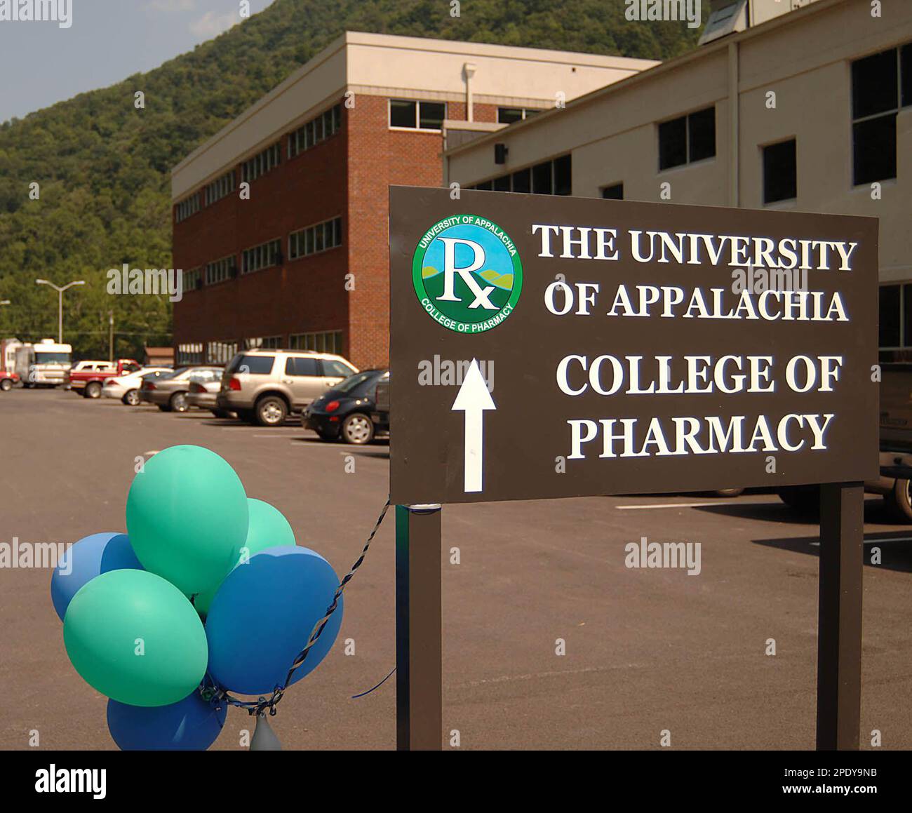 ** ADVANCE FOR SUNDAY AUG 14 ** The University of Appalachia College of ...