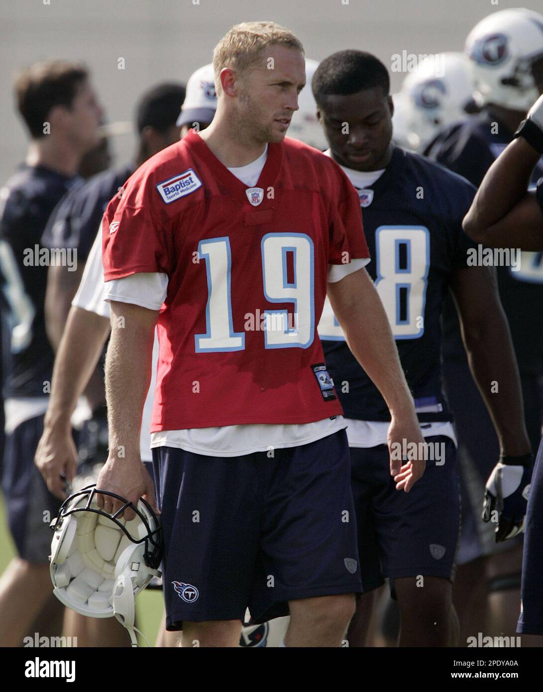 ** FILE ** Tennessee Titans quarterback Jason White (19) takes a break ...