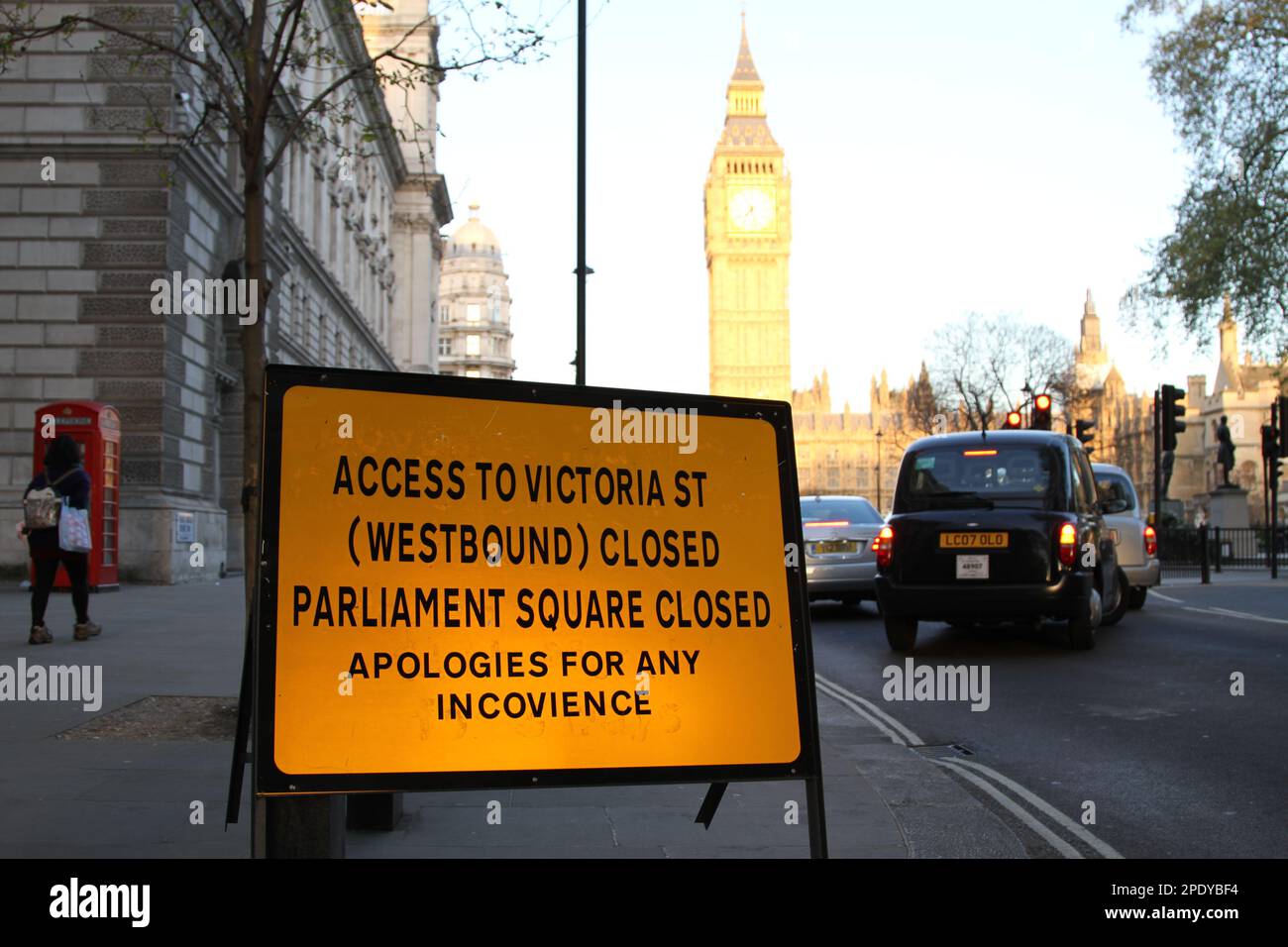 Controversial sign hi-res stock photography and images - Alamy