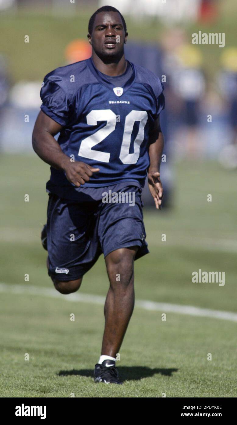 Seattle Seahawks running back Maurice Morris jogs to stretch out a ...