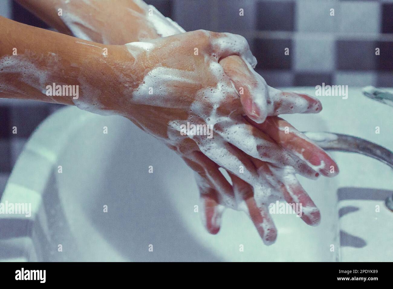 Wash your hands with soap to prevent covid 19, wash your hands to ...