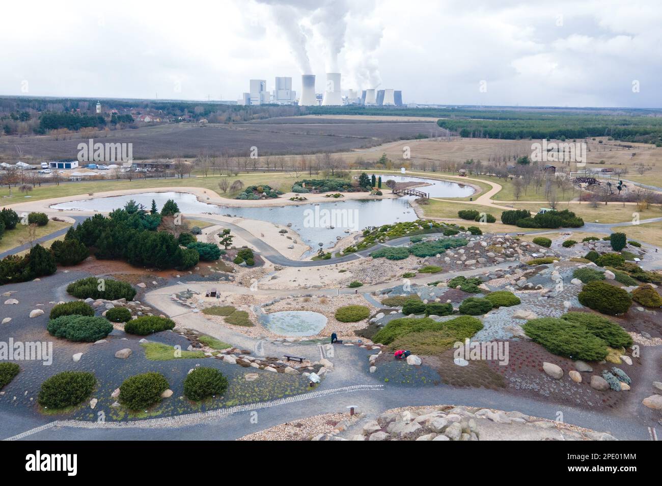 Boxberg, Germany. 15th Mar, 2023. Gardeners work in the Nochten erratic ...