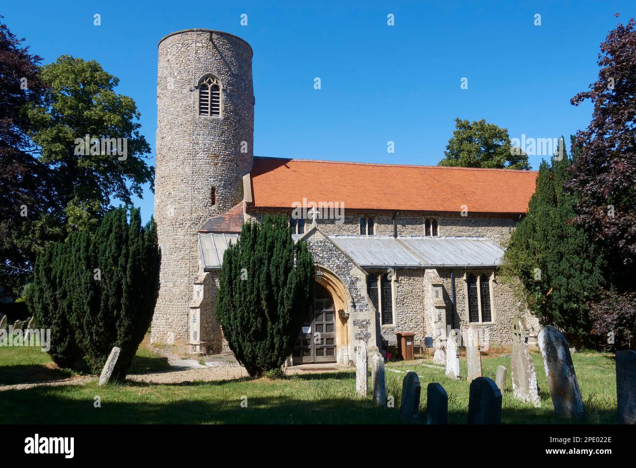 St Andrew's round-tower church at Letheringsett, Norfolk, UK Stock ...