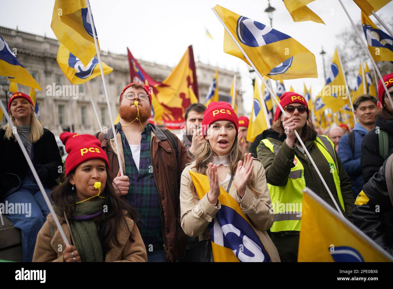 Striking members of the Public and Commercial Services Union (PCS ...