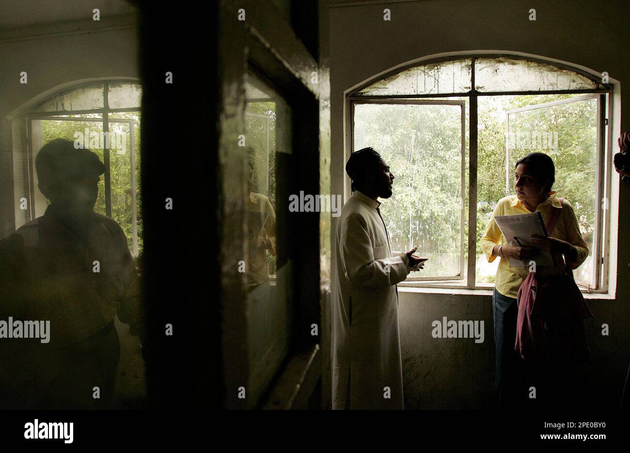 Prince Yakub Habeebuddin Tucy, center,who claims to be the Great ...