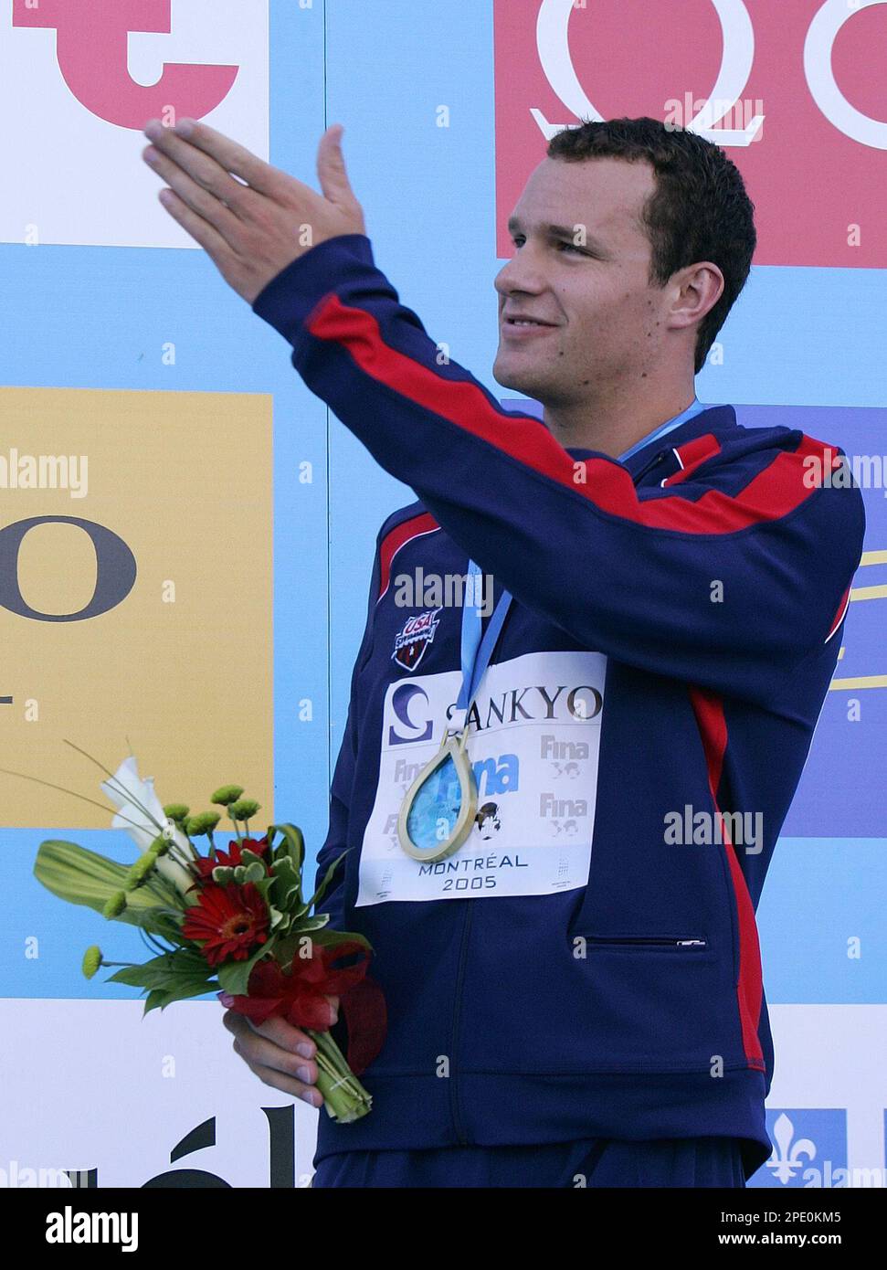 USA's Brendan Hansen waves to the crowd after receiving gold medal for ...