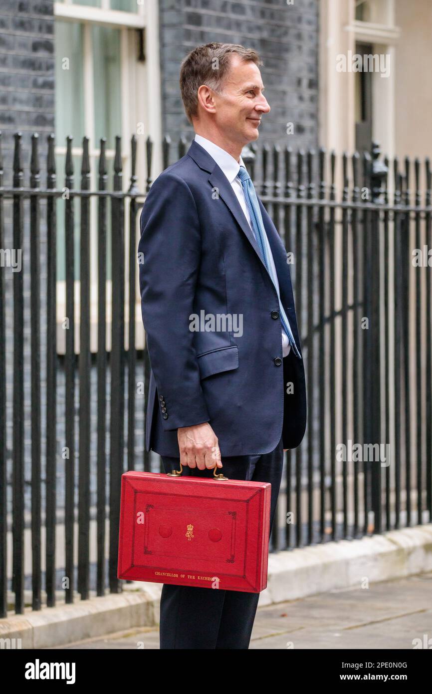 Downing Street, London, UK. 15th March 2023. Chancellor of the ...