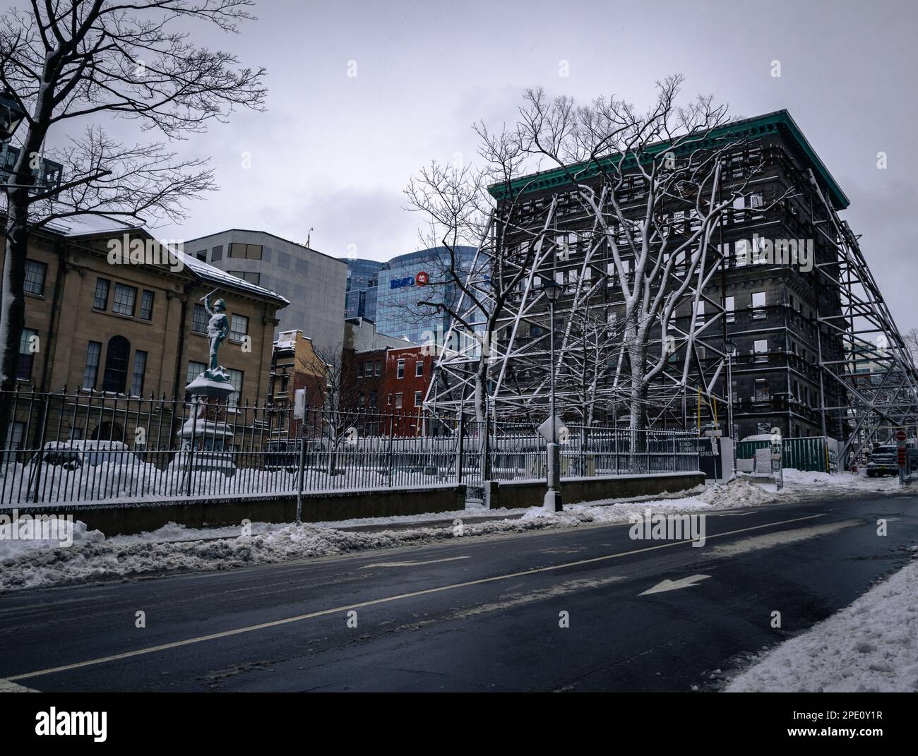 Three storey neo classical building hi-res stock photography and images ...