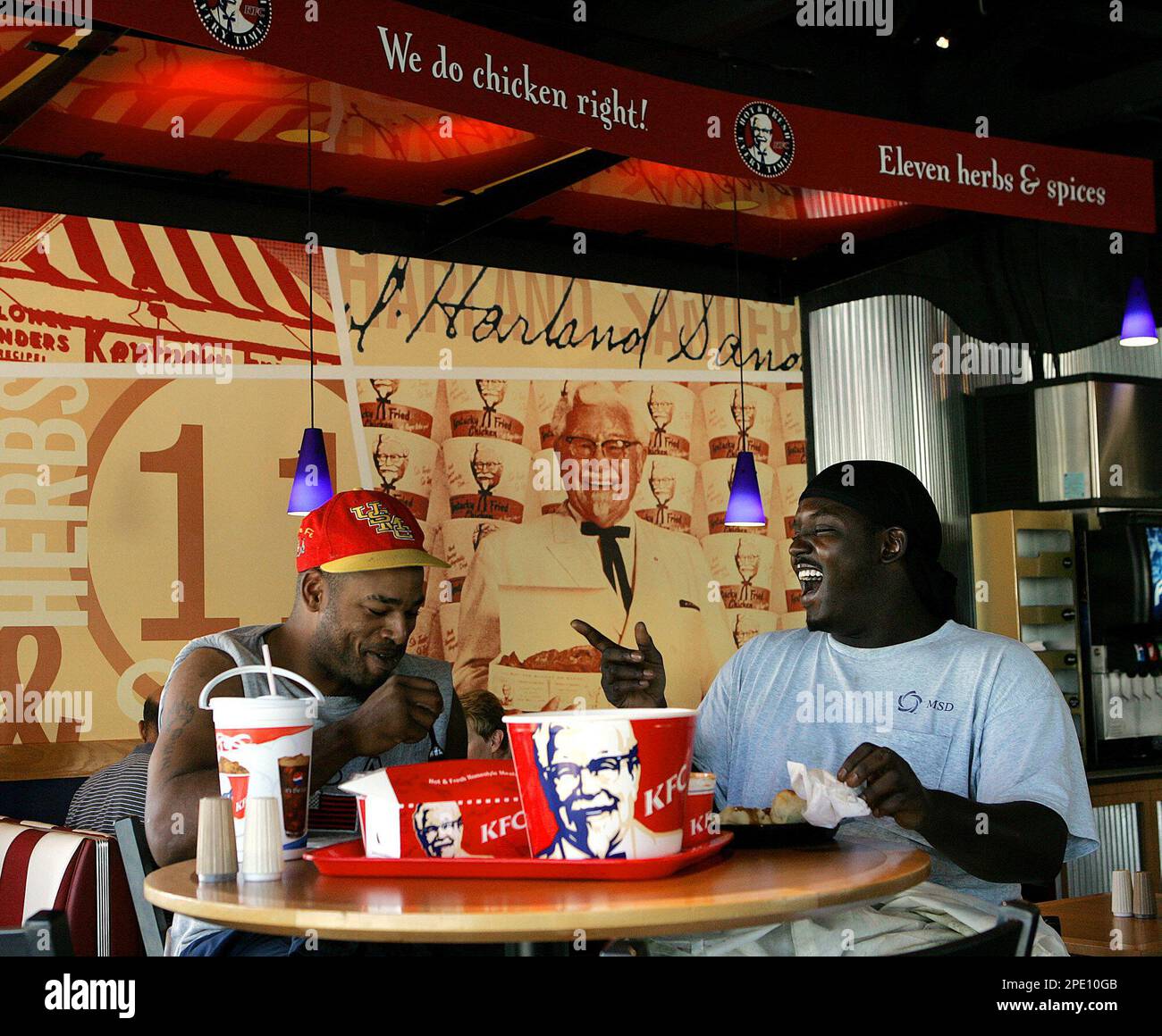 ** ADVANCE FOR WEEKEND EDTIONS OF JULY 23-24 ** Desmond Anderson, left ...