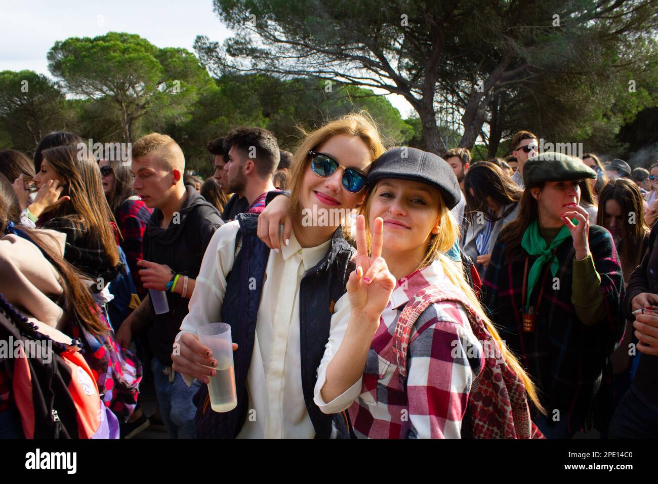 Spanish girls hi-res stock photography and images - Alamy