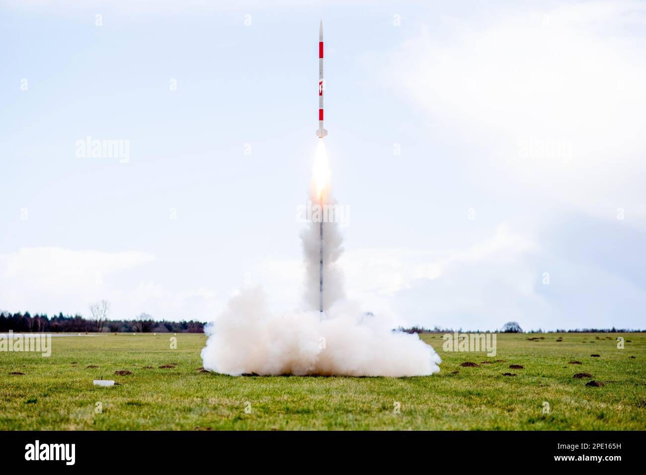 15 March 2023, Lower Saxony, Rotenburg (Wümme): A rocket equipped with ...