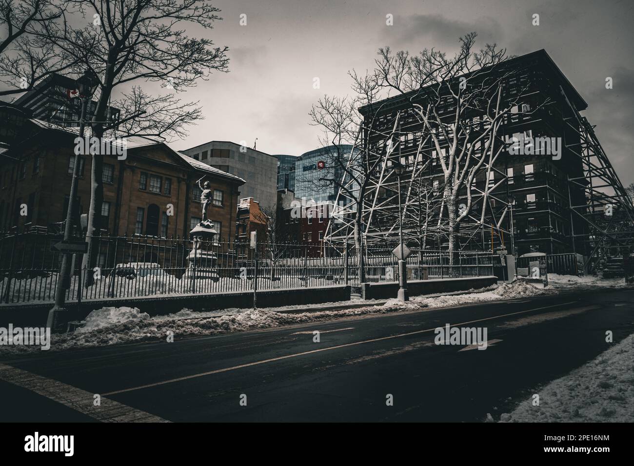 Three storey neo classical building hi-res stock photography and images ...