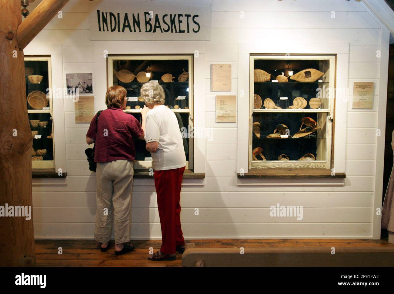 ** ADVANCE FOR WEEKEND, JULY 16-17 ** Patricia Townsend, left, and her ...