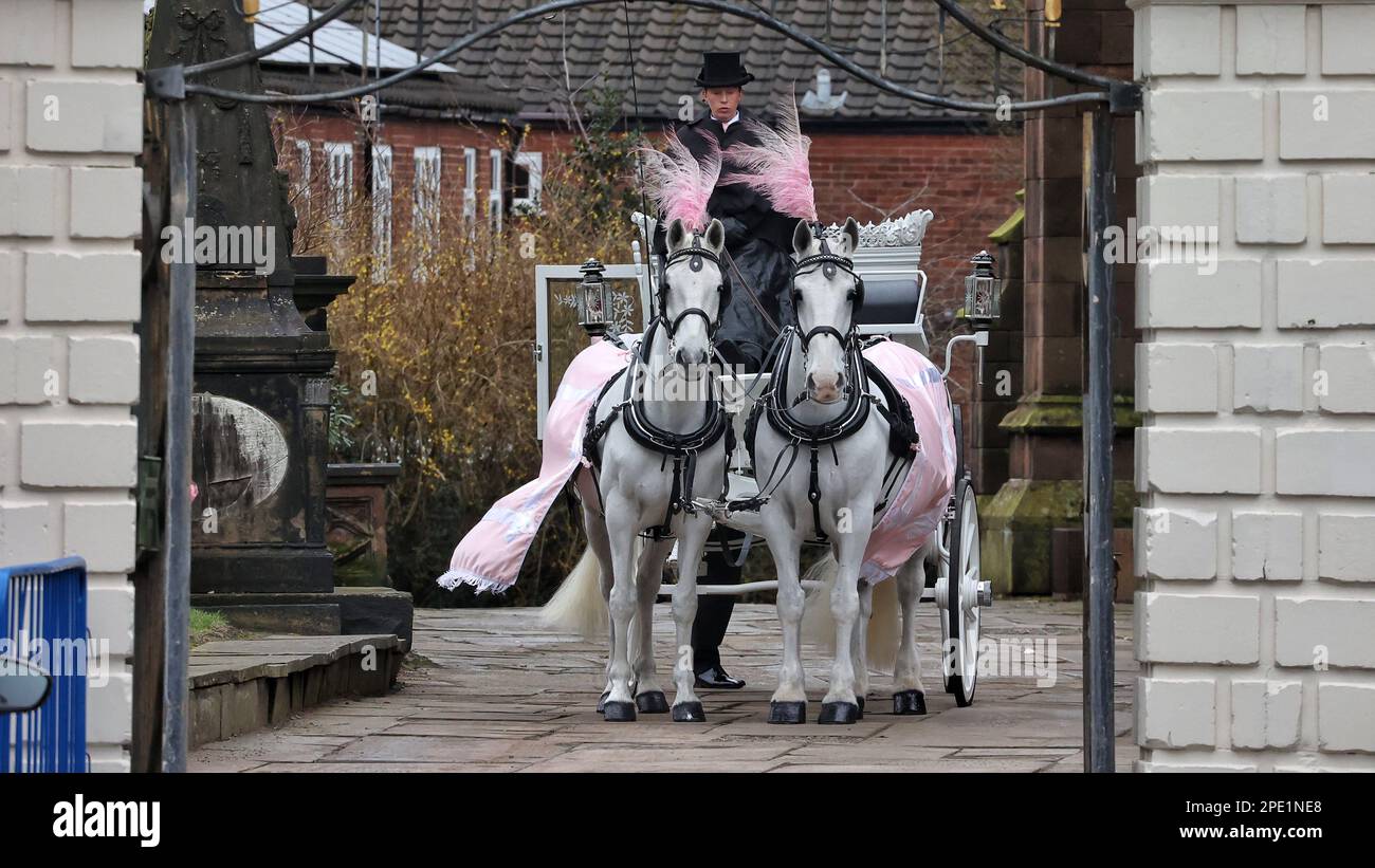 Brett ghey hi-res stock photography and images - Alamy