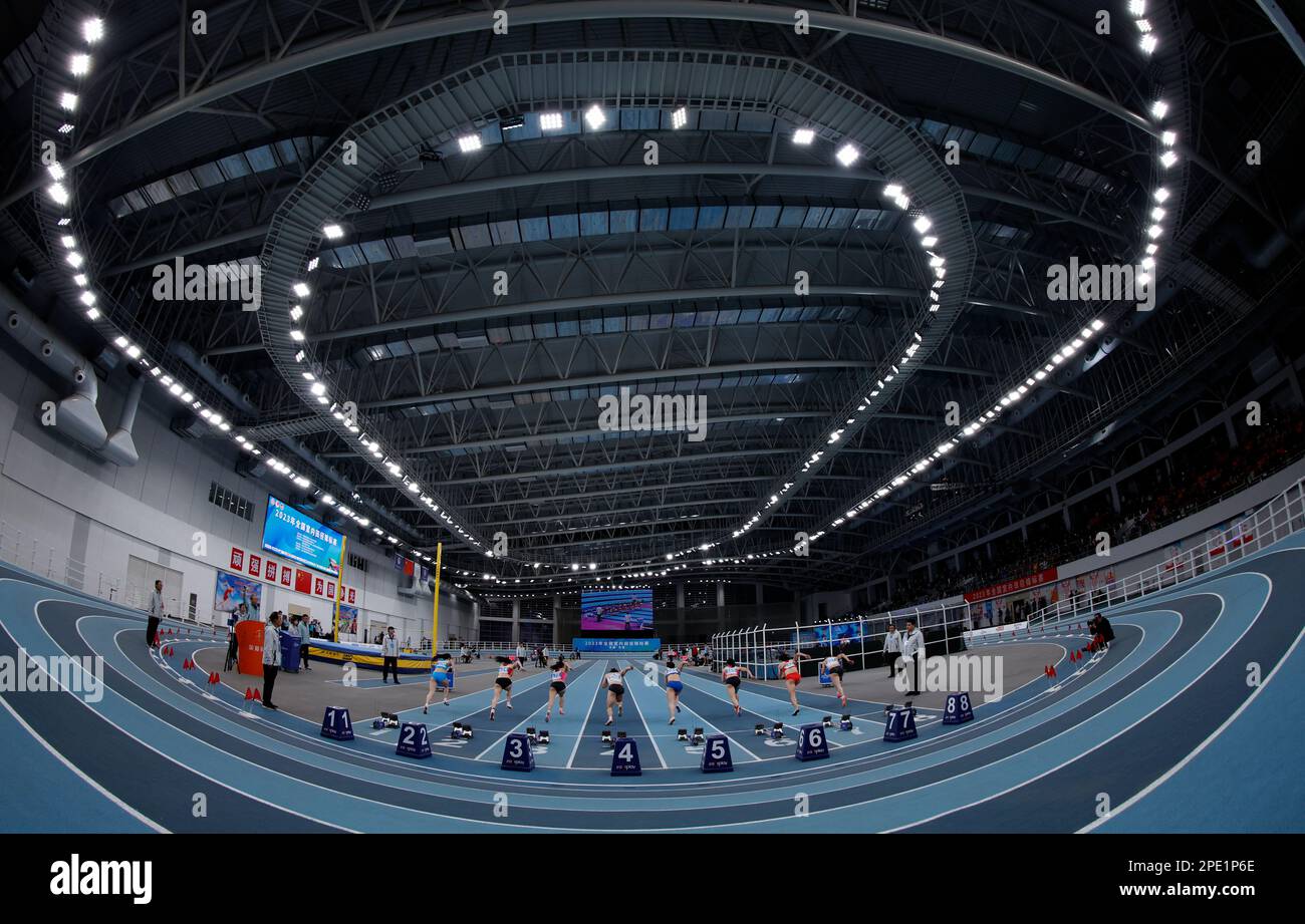 Tianjin. 15th Mar, 2023. Huang Meixia (C) competes during the women's ...