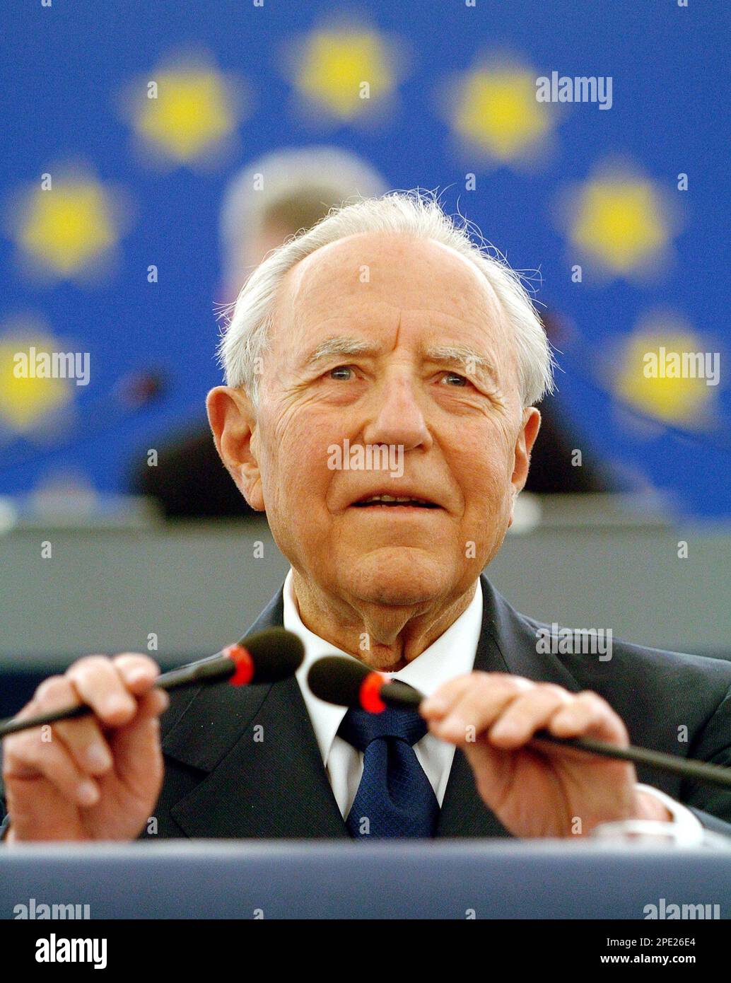 Italian President Carlo Azeglio Ciampi adresses the European Parliament in Strasbourg, eastern ...