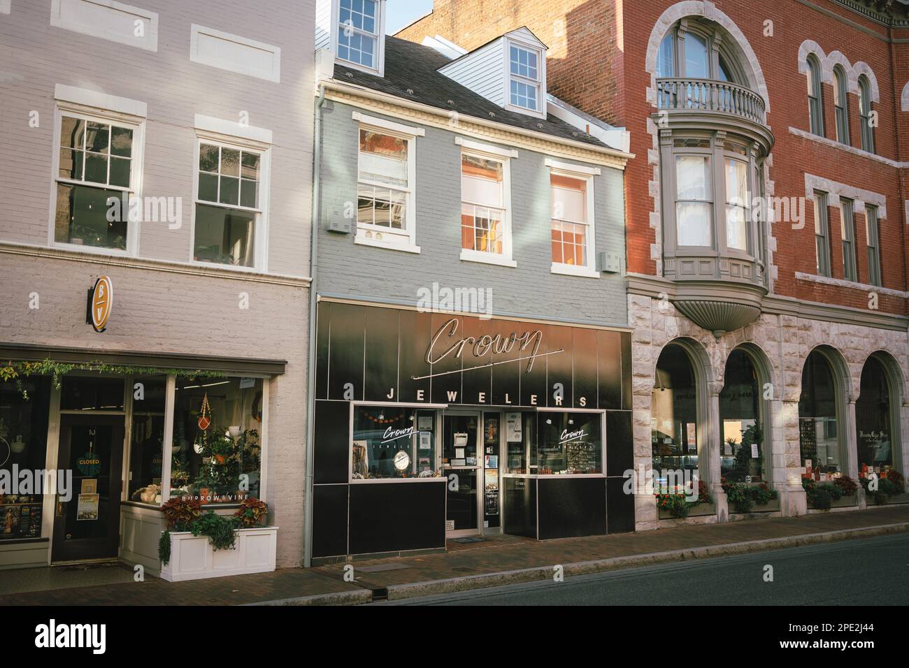 Signage the old crown hi-res stock photography and images - Alamy