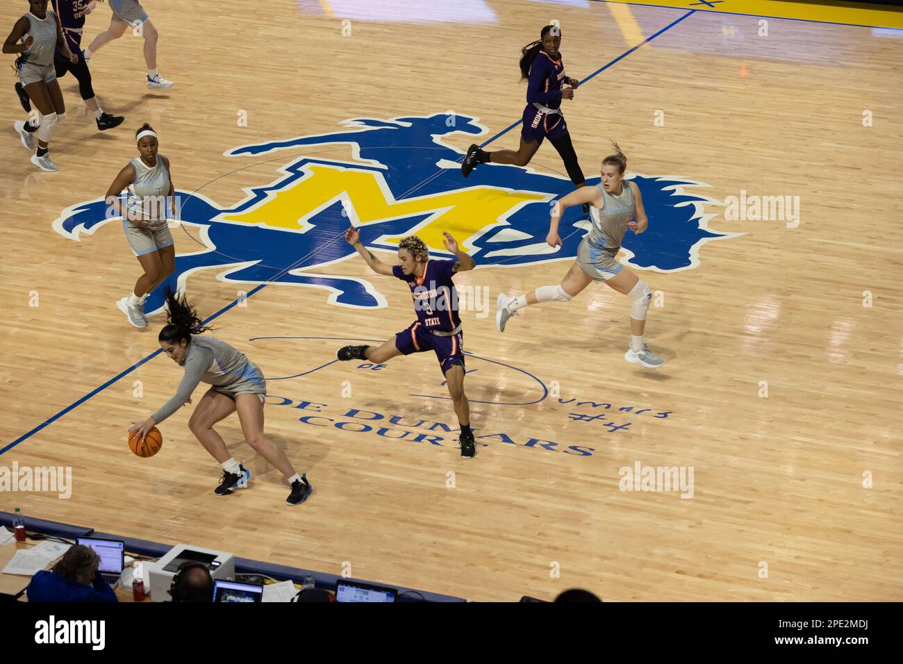 McNeese State University names the court after Cowboy great and NBA ...