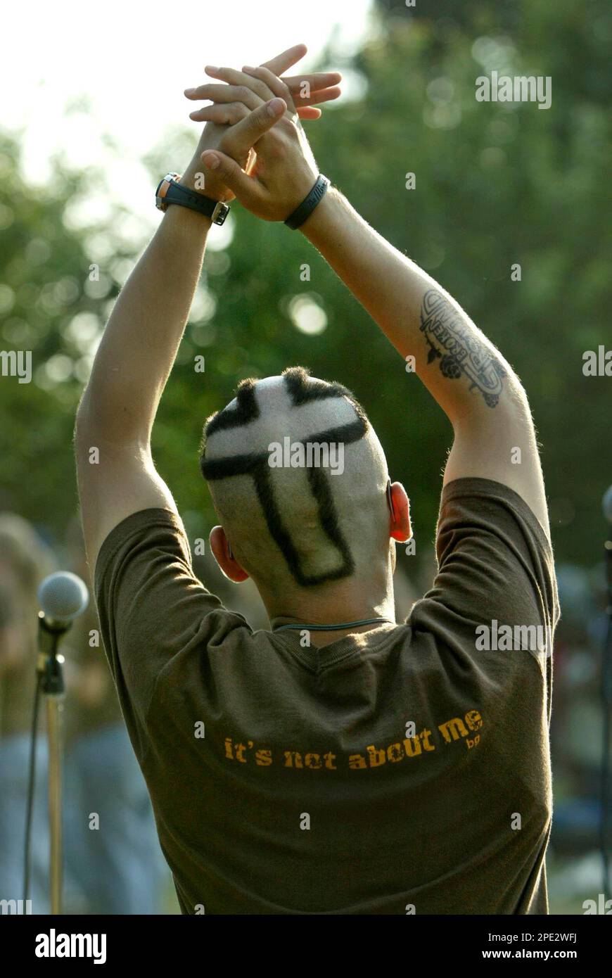 Alex Mercado of Dallas claps his hands over his head at Flushing ...