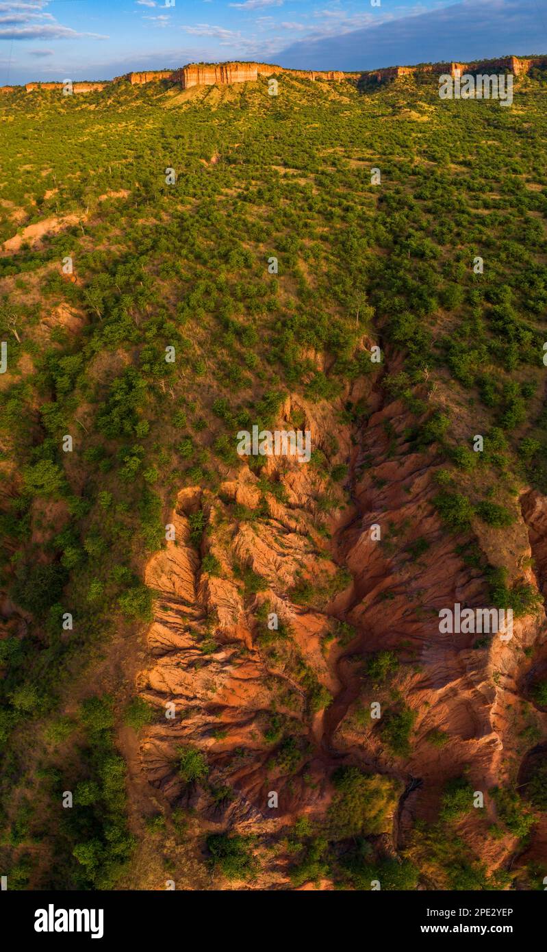 Chilojo cliffs gonarezhou zimbabwe hi-res stock photography and images ...