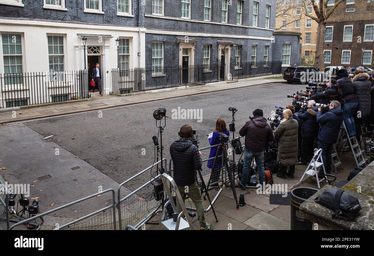 Dispatch box hi-res stock photography and images - Alamy