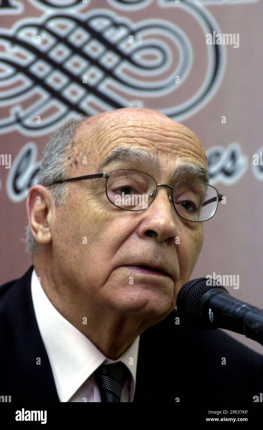 Portuguese Nobel literature laureate Jose Saramago answers questions ...
