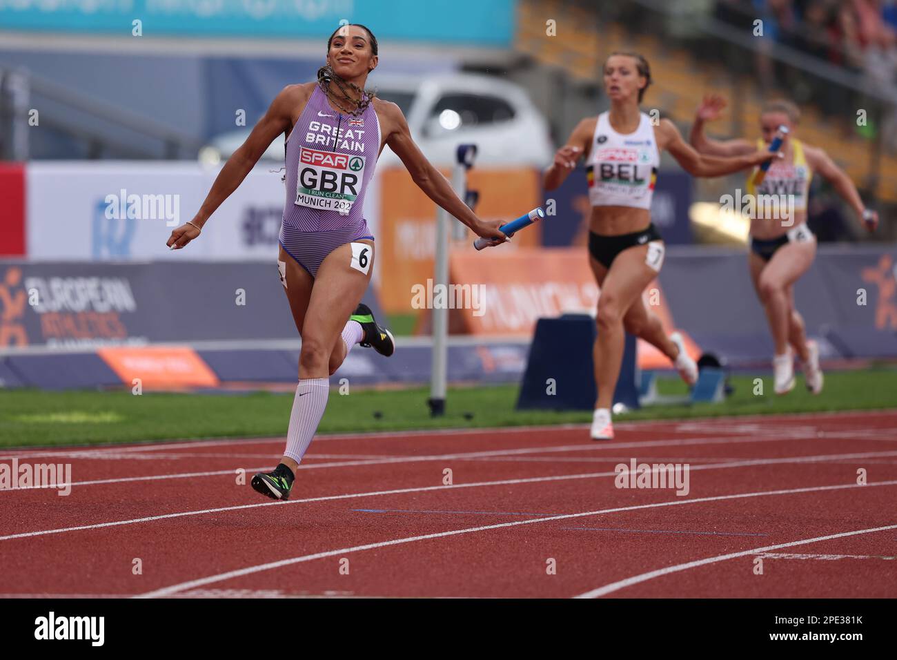 Ashleigh NELSON leading in the GB Team in the 4 * 100m Heats at the ...