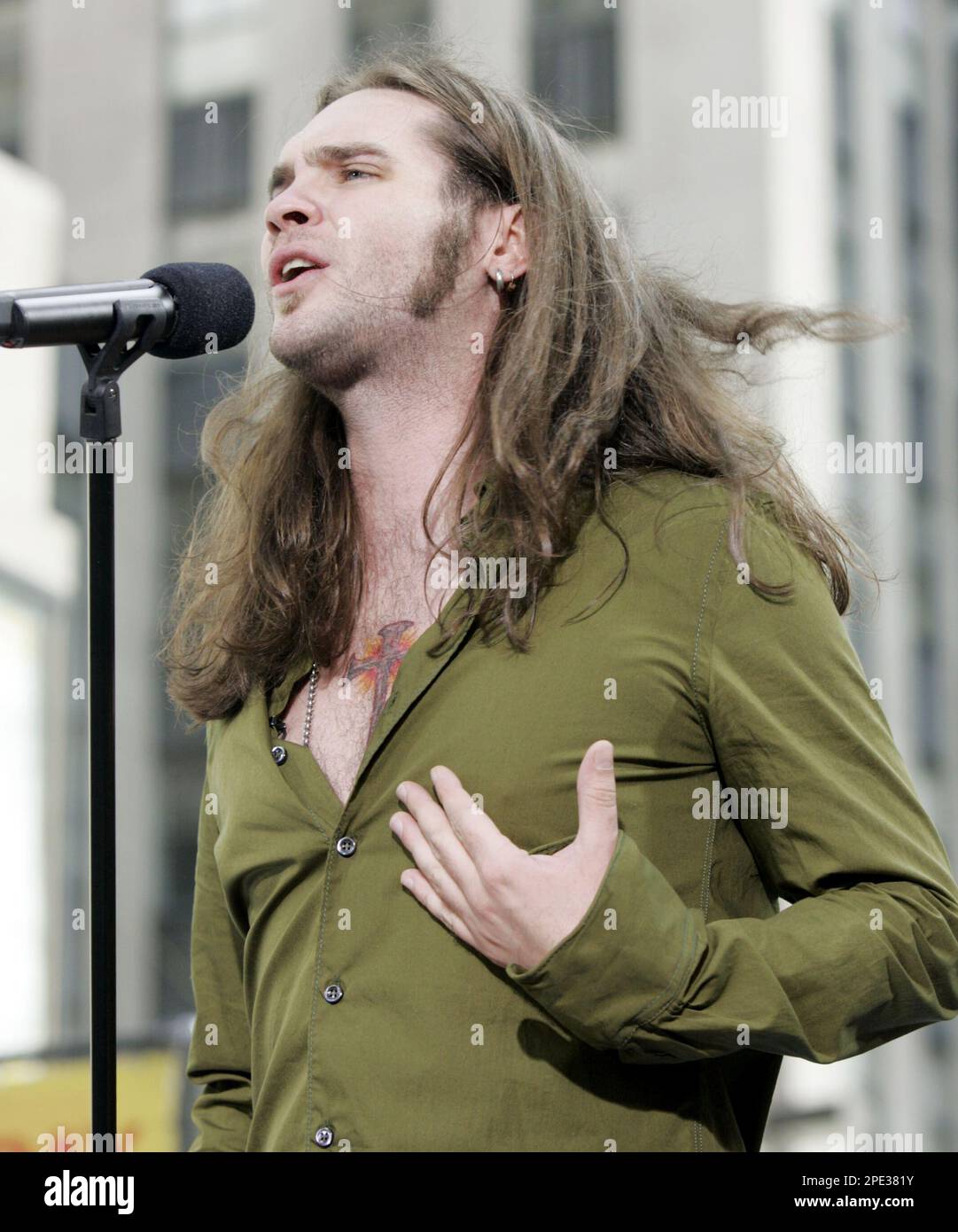 "American Idol" runner-up Bo Bice, from Helena, Ala., sings during his ...