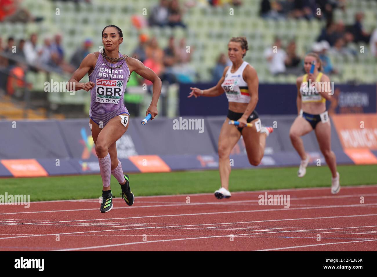 Ashleigh NELSON leading in the GB Team in the 4 * 100m Heats at the European Athletics ...