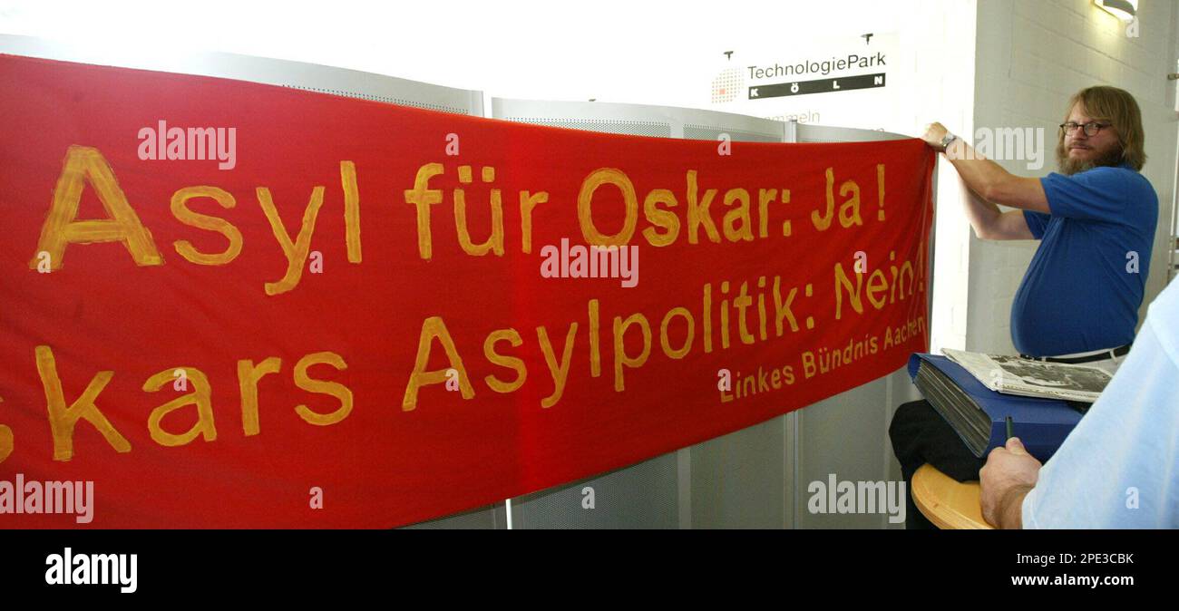 Ein Begruessungsplakat fuer den frueheren SPD-Vorsitzenden Oskar ...