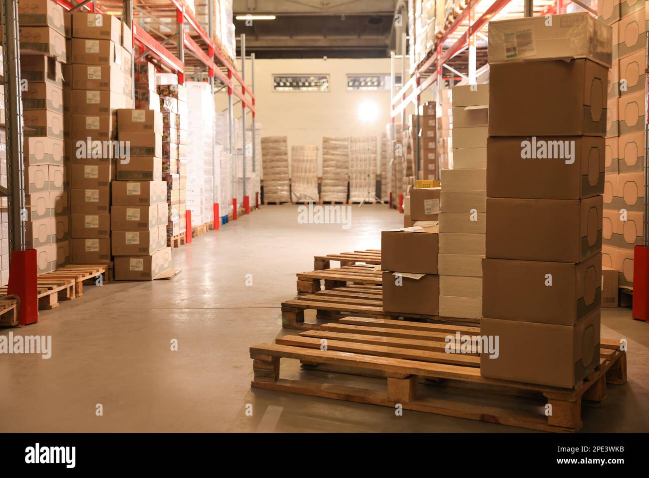 Lots of products hi-res stock photography and images - Alamy