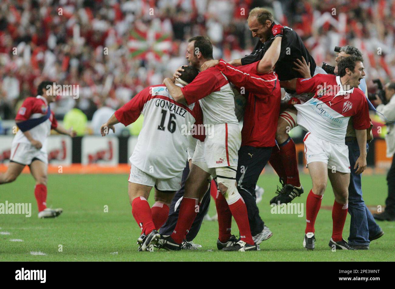 Biarritz Olympic rugby team jubilates after winning the French Rugby ...