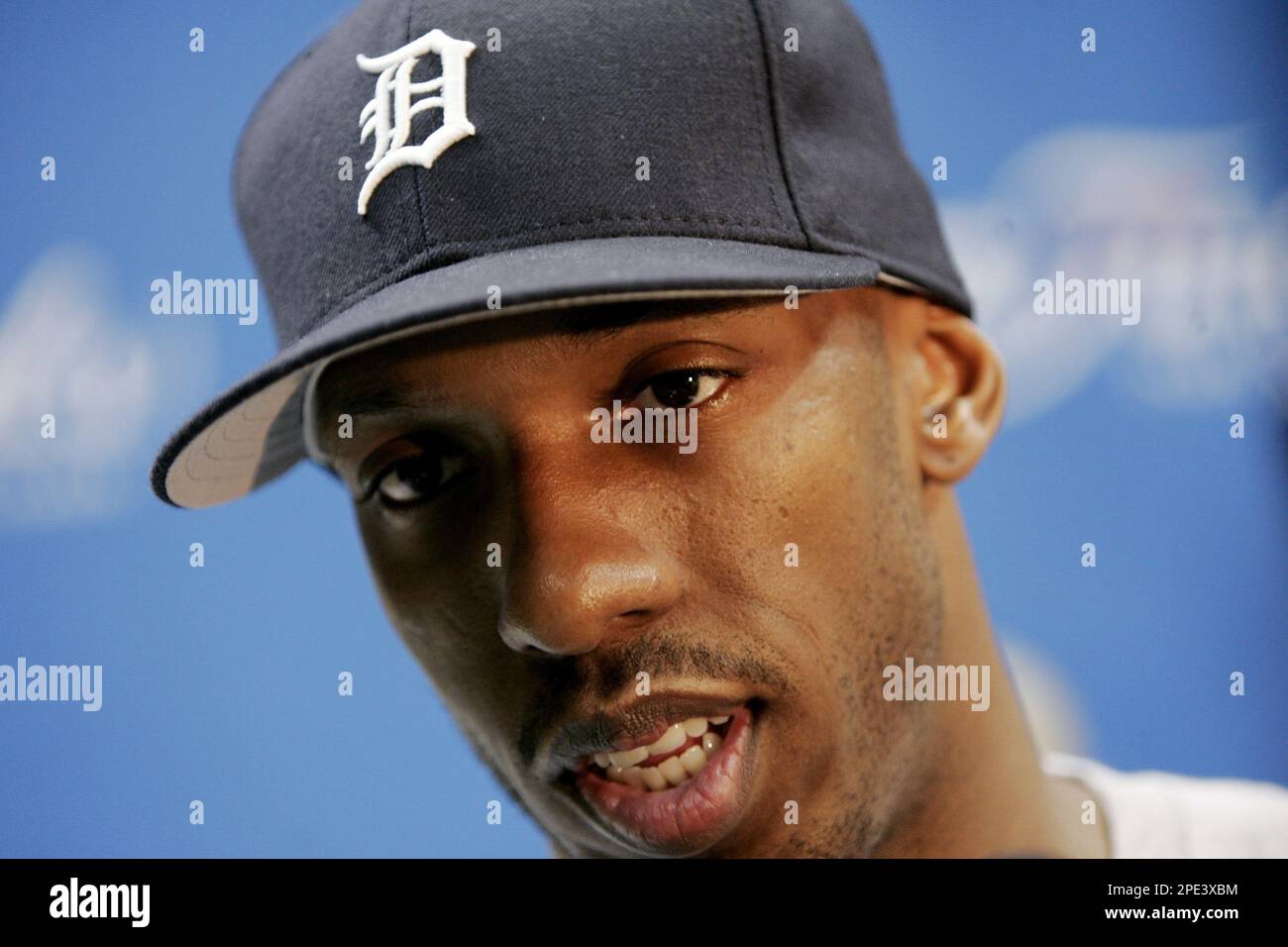 Detroit Pistons guard Chauncey Billups wears a Detroit Tigers cap ...