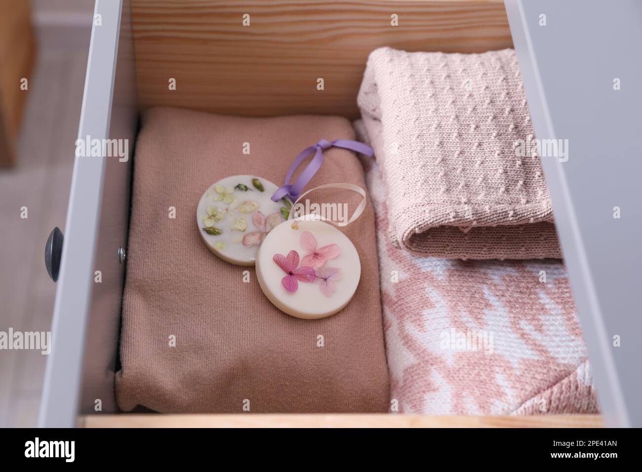 Sachets for drawers hi-res stock photography and images - Alamy