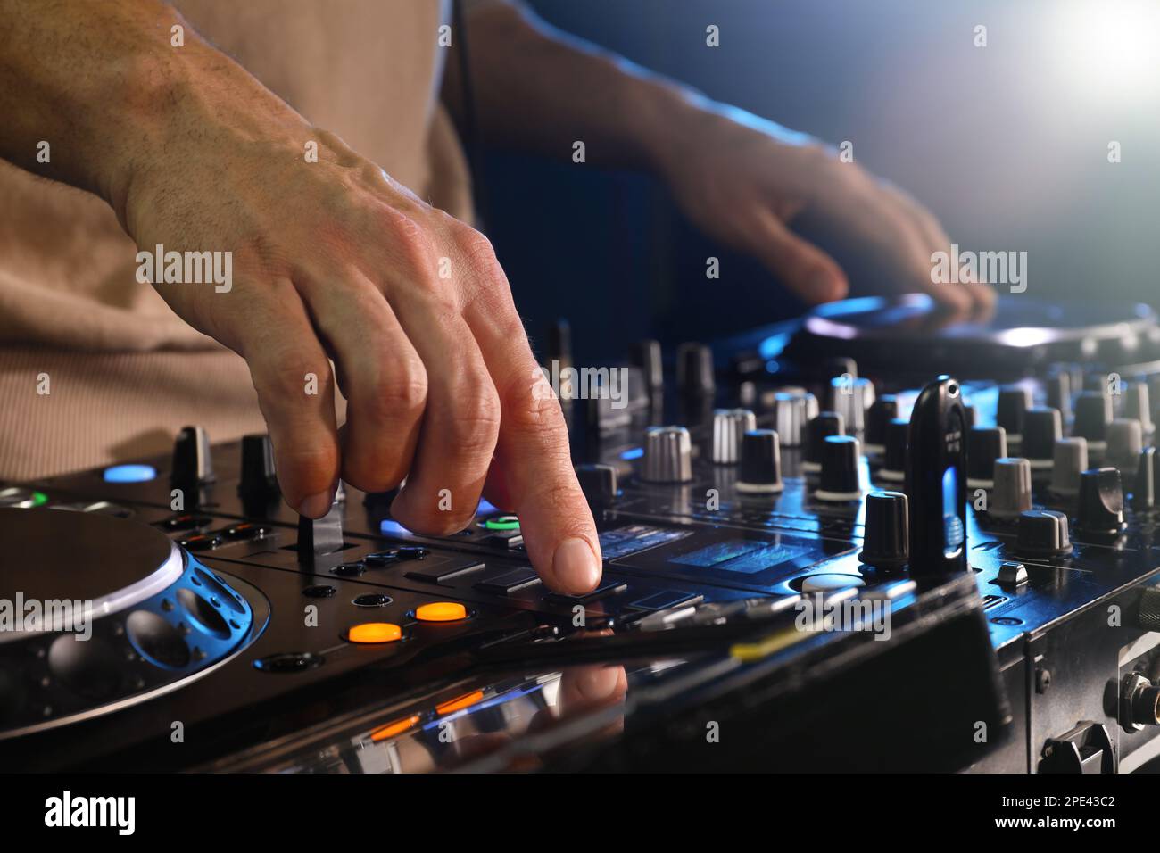 Dj setup for event hi-res stock photography and images - Alamy