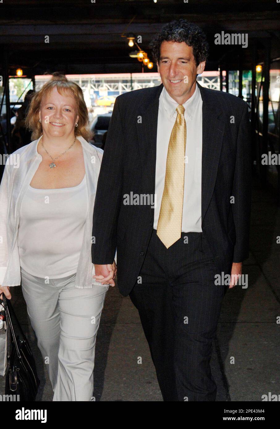 Former Tyco International CFO Mark H. Swartz enters State Supreme Court ...