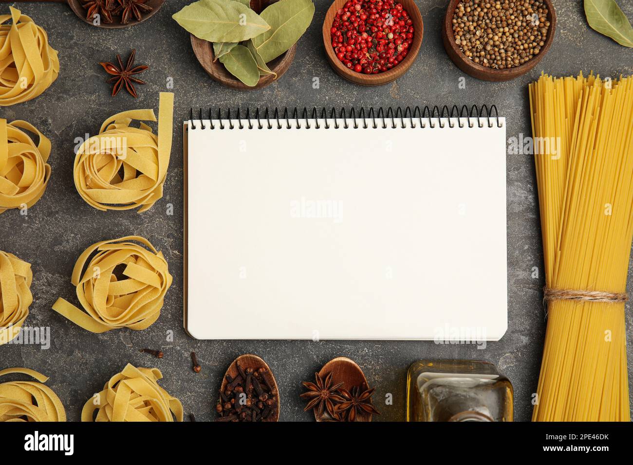 How to cook pasta book hi-res stock photography and images - Alamy