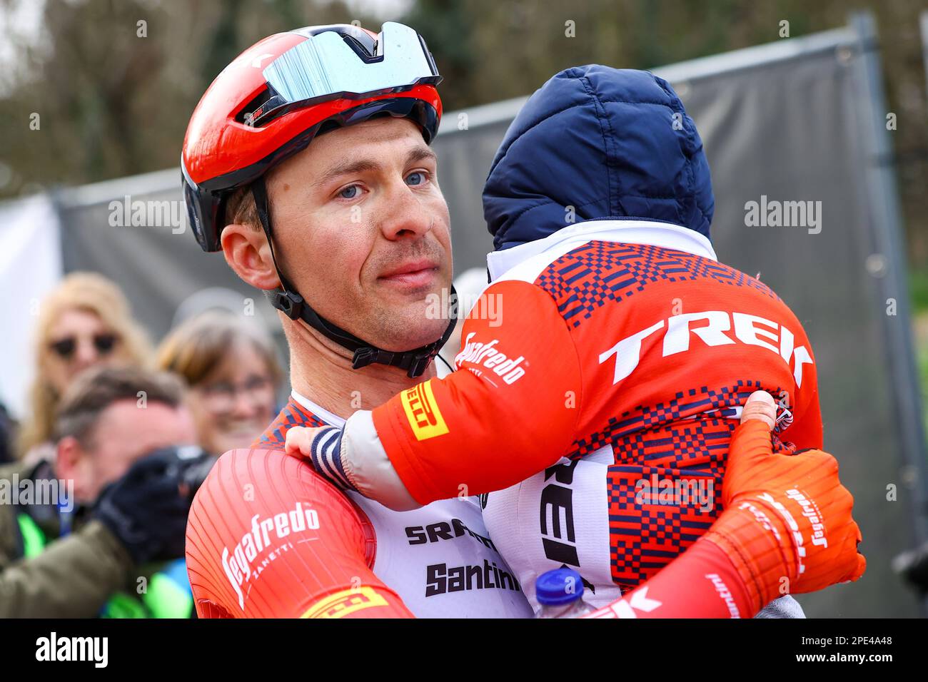 Belgian Edward Theuns of Trek-Segafredo with his son Scott pictured ...