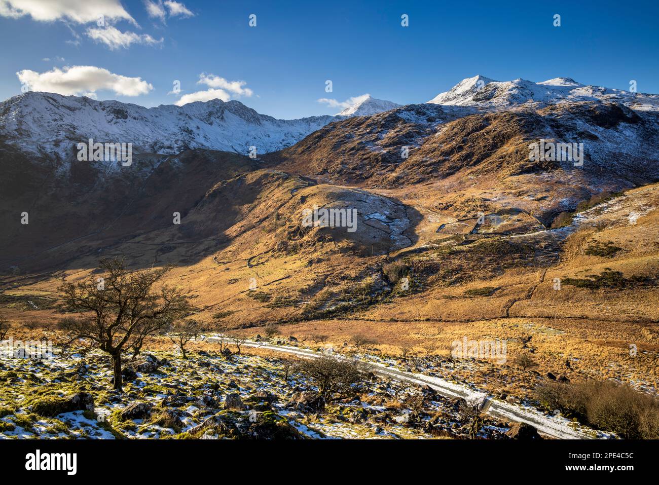 Snow covered Mount Snowdon in the Snowdonia National Park, Gwynedd ...