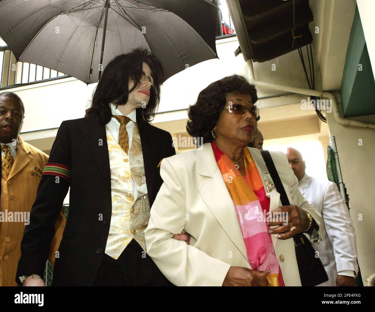 Michael Jackson arrives with his mother Katherine Jackson at Santa ...