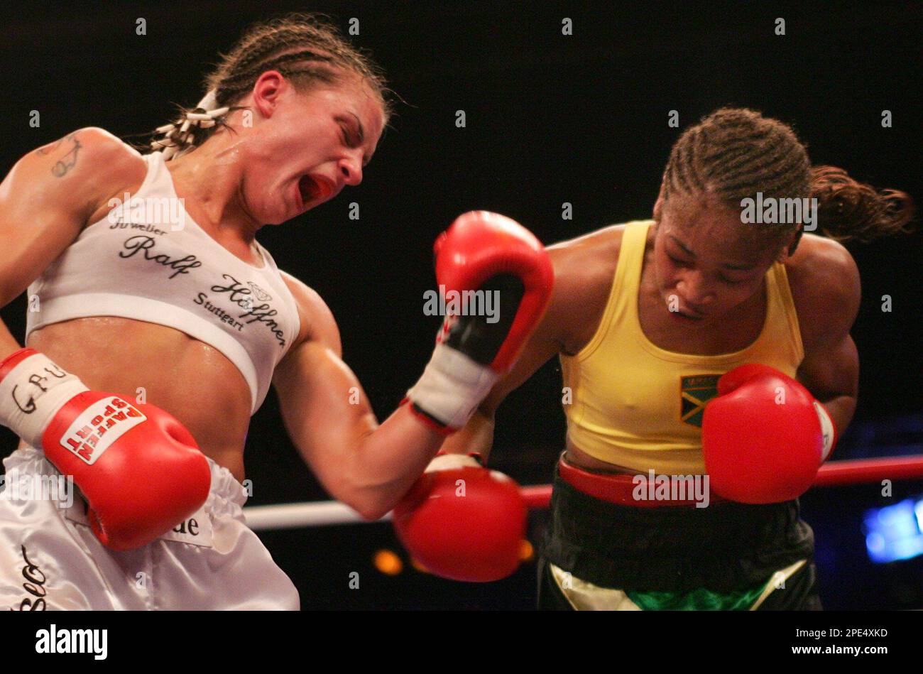 German boxer Alesia Graf, left, and Alicia Ashley from the U.S. fight ...