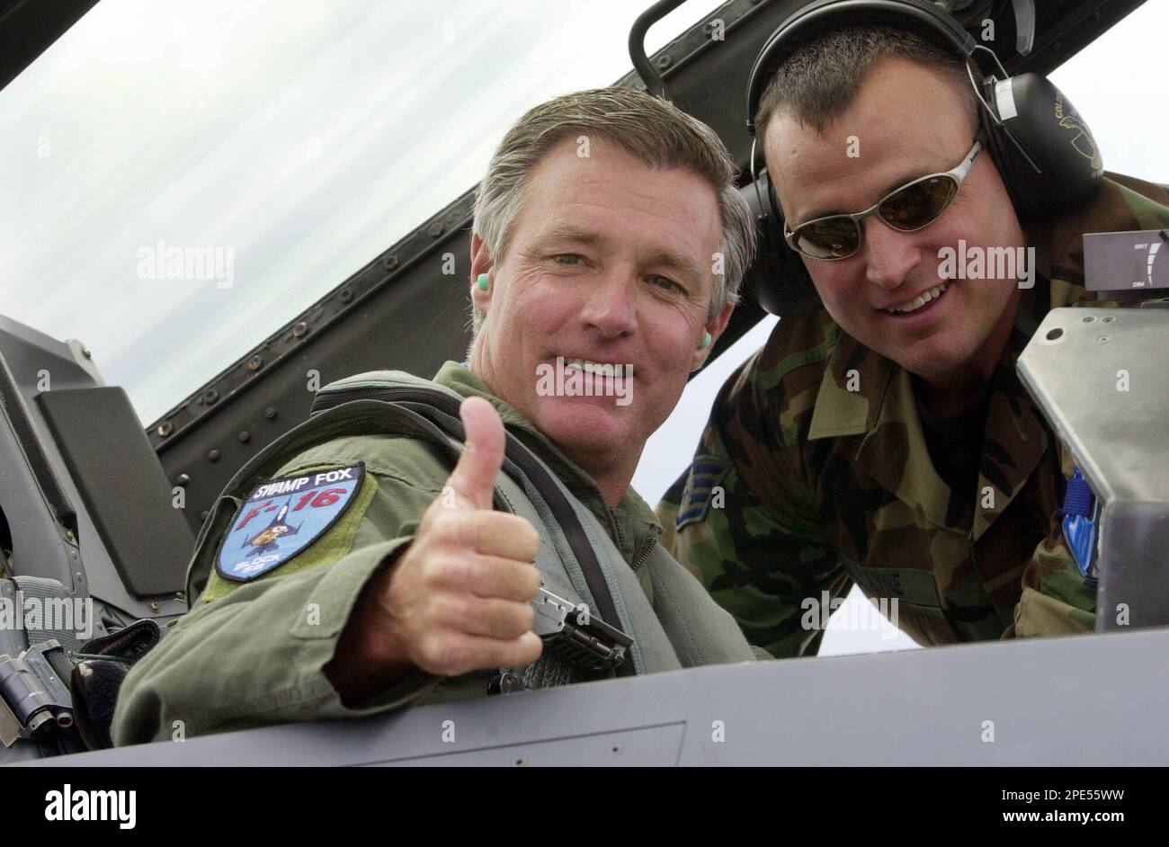 Clemson football coach Tommy Bowden gives a thumbs up as Air National ...