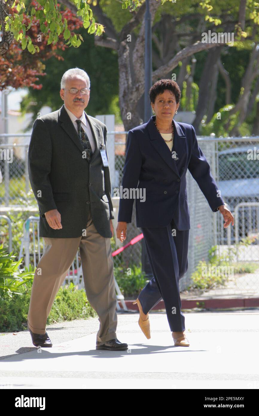 Actress Vernee Watson-Johnson arrives for the Michael Jackson's child ...