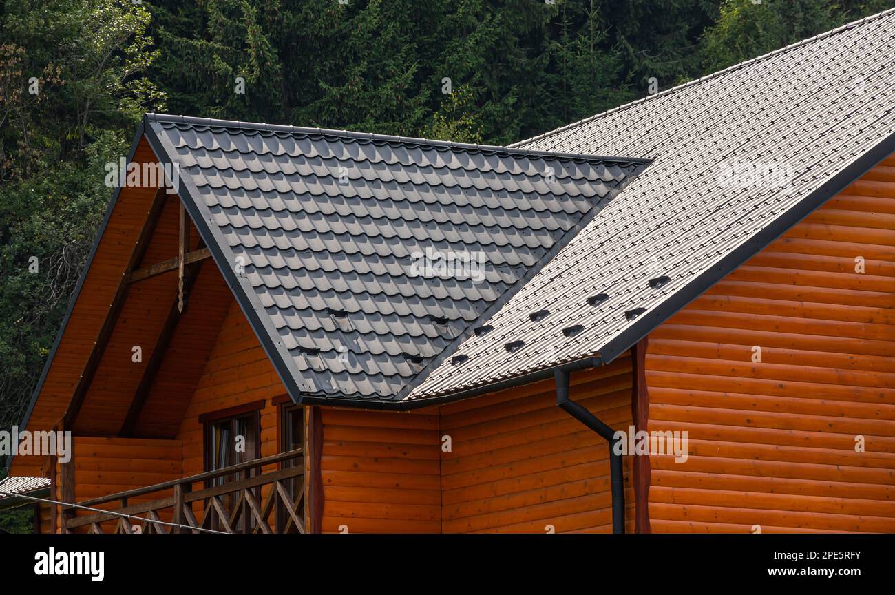 Roofing sheet house hi-res stock photography and images - Alamy