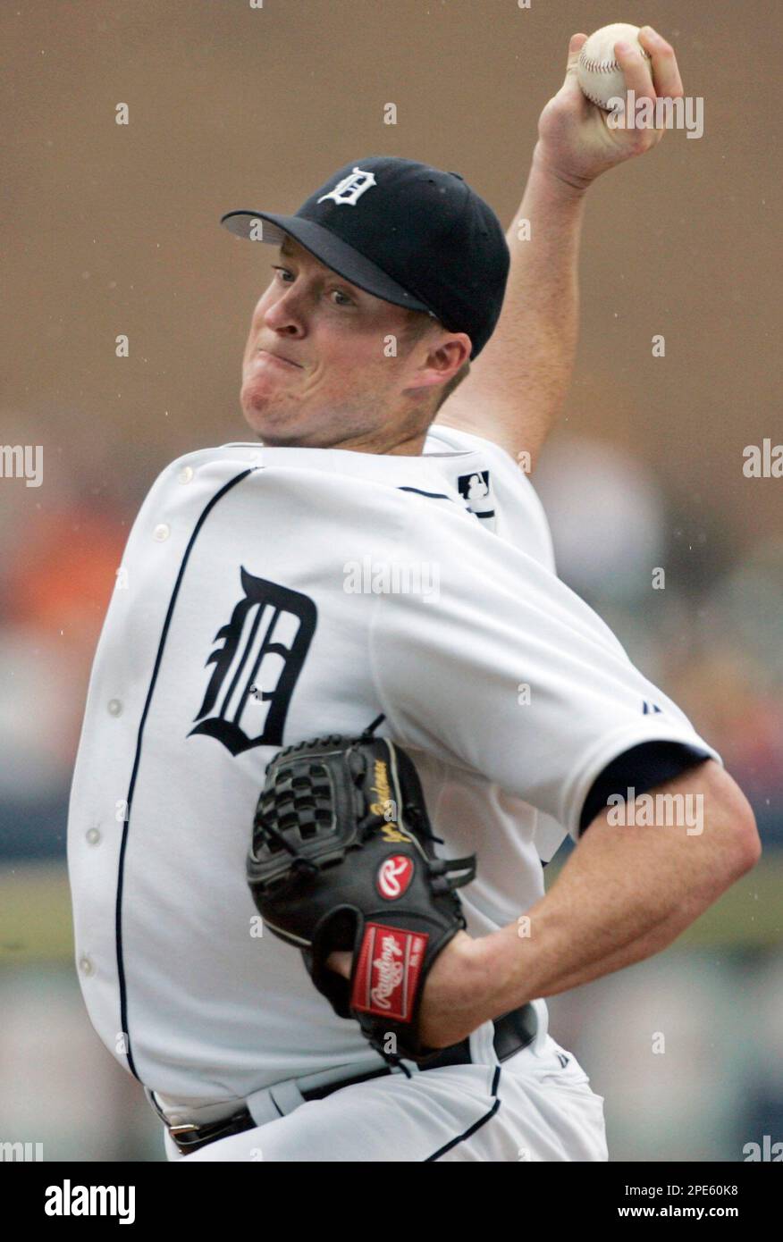 Detroit Tigers starter Jeremy Bonderman pitches against the Los Angeles ...
