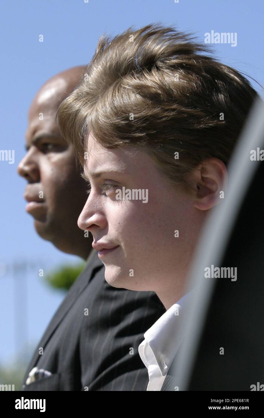Actor Macaulay Culkin leaves after testifying Michael Jackson's child ...