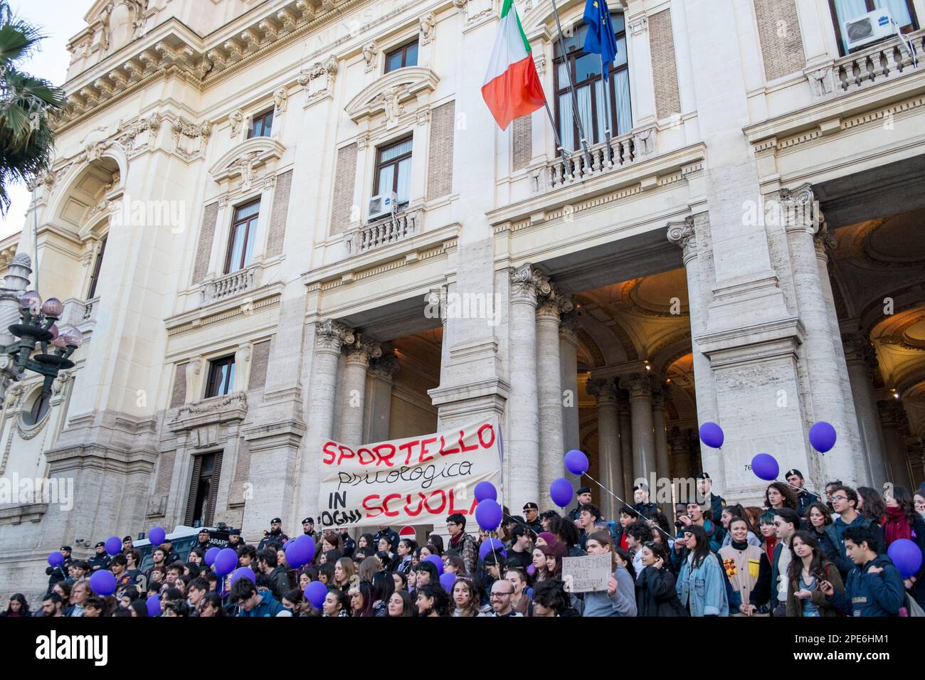 Rome, . 15th Mar, 2023. 15/03/2023 Rome, Student demonstration for the ...