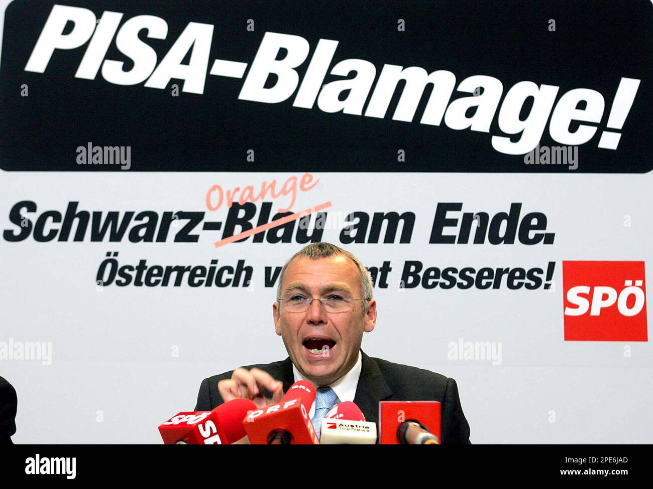 SPOe Bundesvorsitzender Alfred Gusenbauer spricht waehrend einer ...